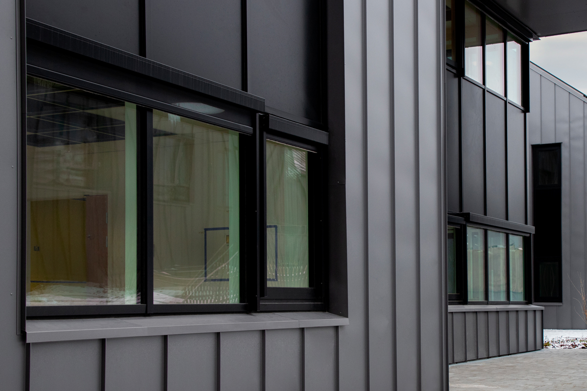 Choose from the following facade products from DS Stål